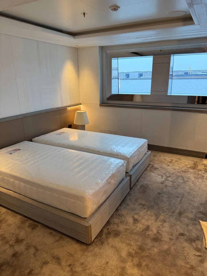 Feadship | ONE for sale