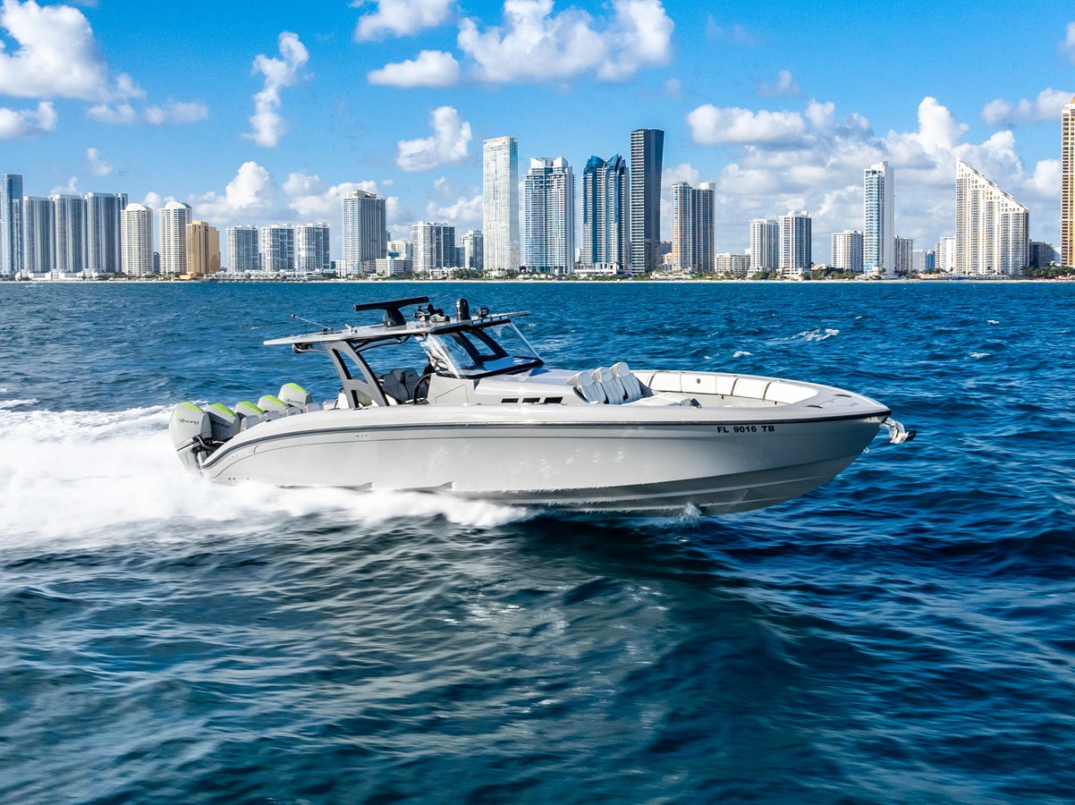 Trigger 2022 43' MIDNIGHT EXPRESS POWERBOATS Boats - Champion Yacht Group