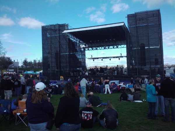 Maine Savings Amphitheater Tickets - Schedule, Maps, Seating | Box ...