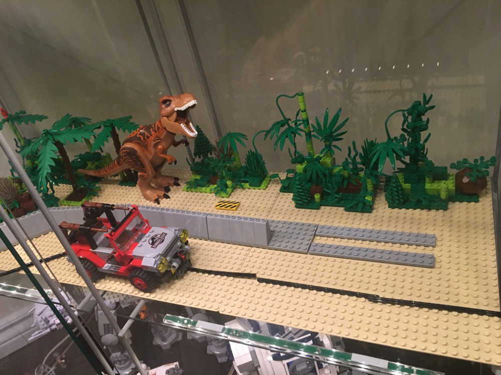 Build Log: Jurassic Park T-Rex Paddock Moc - Building LEGO - BRICKPICKER