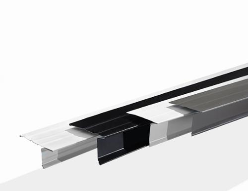 STYLE D ROOF EDGE WITH HEM - FOREST GREEN