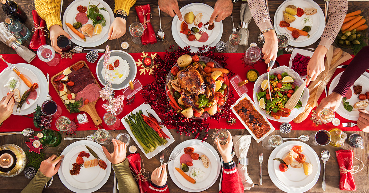How to Host a Holiday Dinner | Best Pick Reports