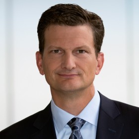 Bill Thomas, Global Chairman and CEO, KPMG International, Global ...