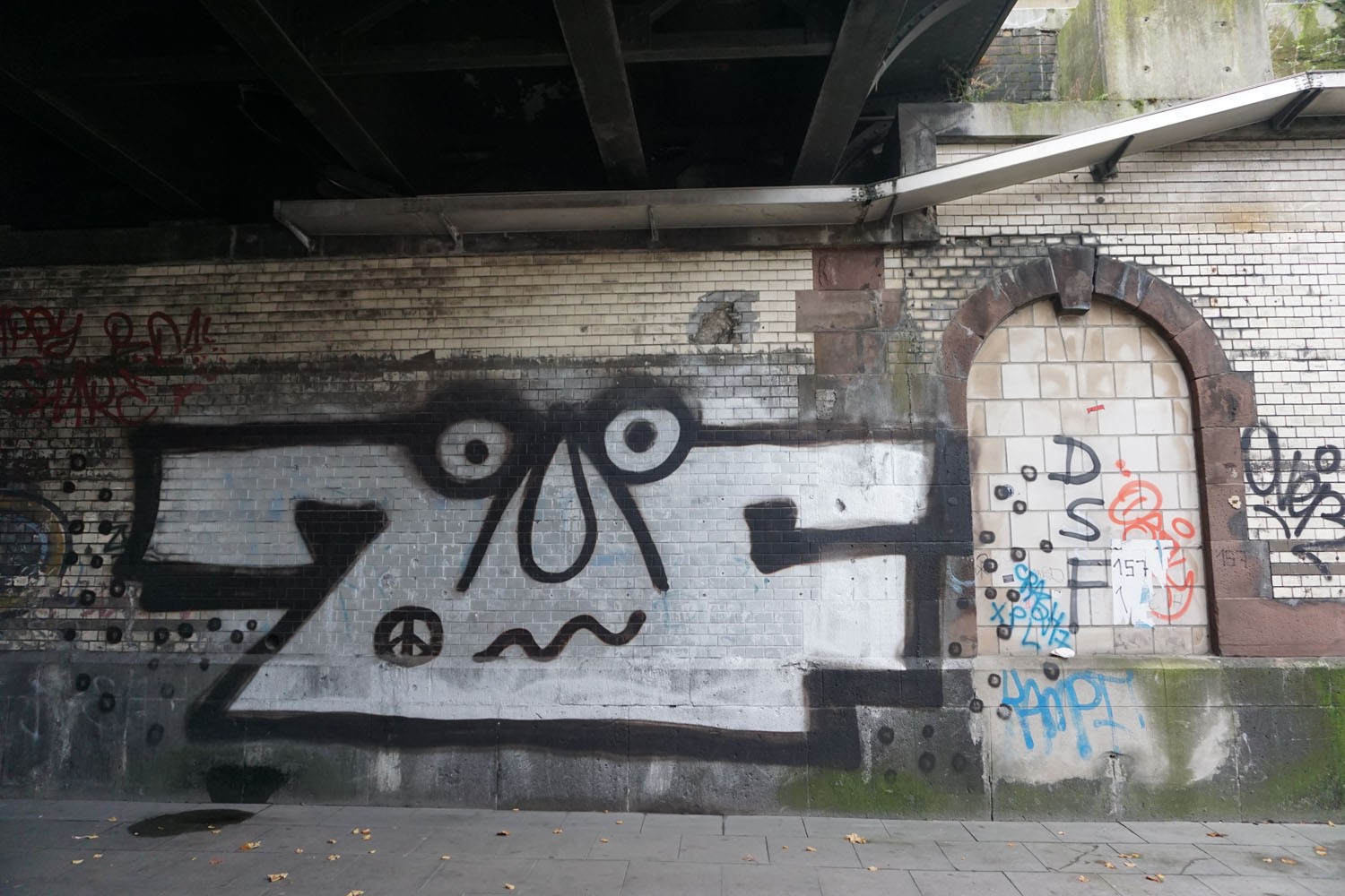 Hamburg: All Chromed Out Graffiti flicks | Bombing Science