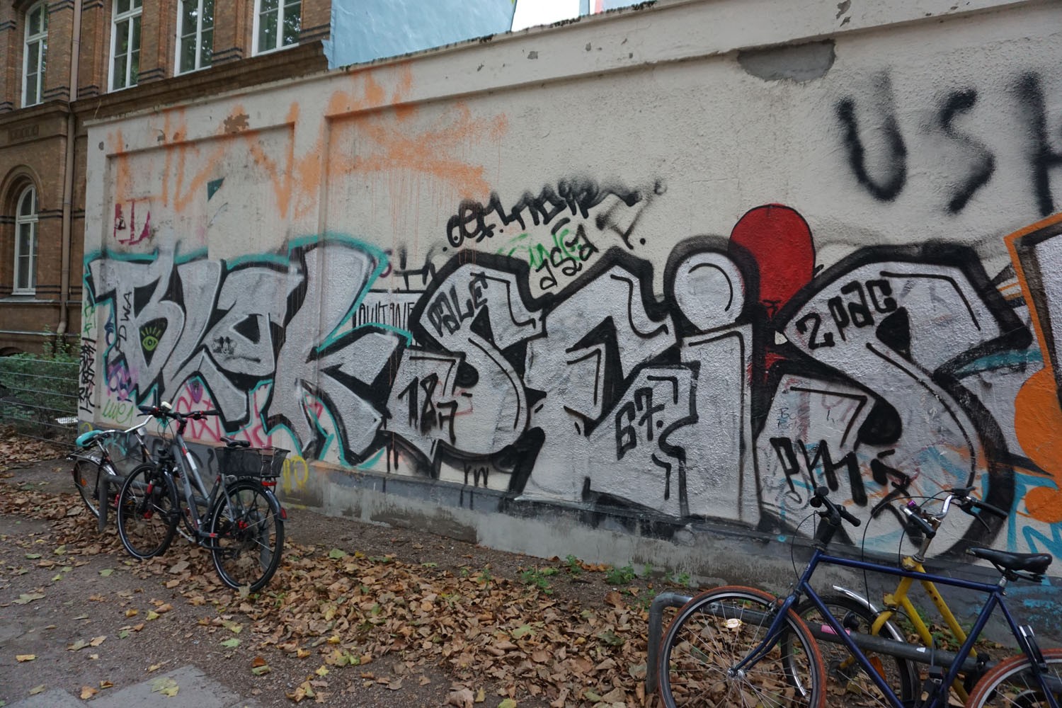 Hamburg: All Chromed Out Graffiti flicks | Bombing Science