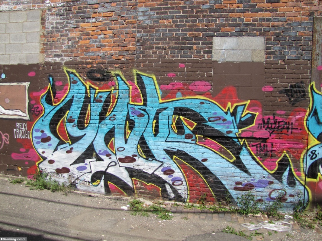 Detroit Walls - Bombing Science