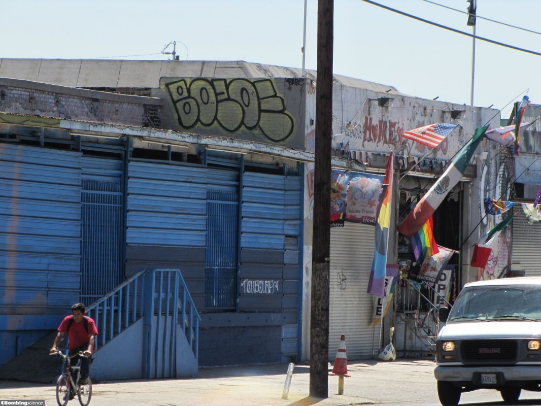 LA bombing (11 pics) - Bombing Science