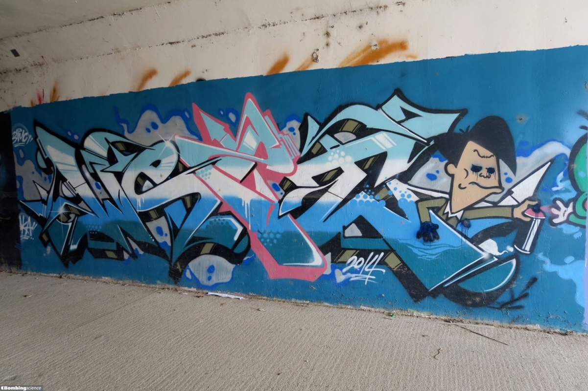 Barnes, Spiv & Wezt - Bombing Science