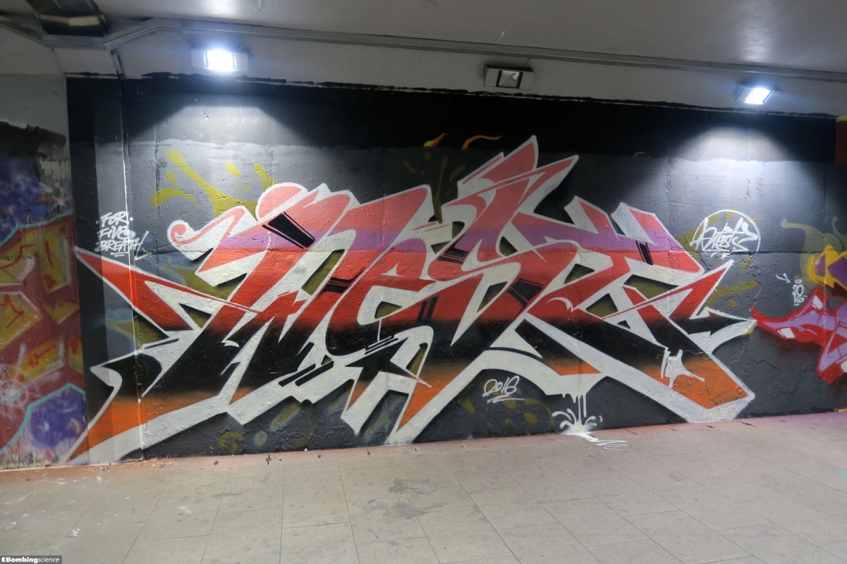 Barnes, Spiv & Wezt - Bombing Science