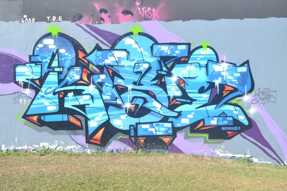 KOSIE - Bombing Science: KOSIE's Street Art
