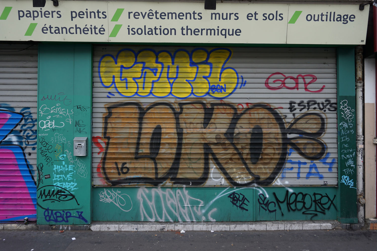 Paris Shutter Graffiti | Bombing Science