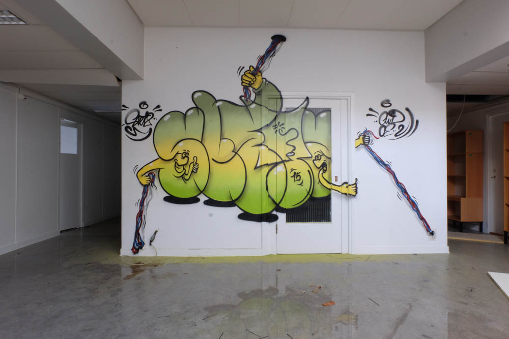 SLETZ | Bombing Science