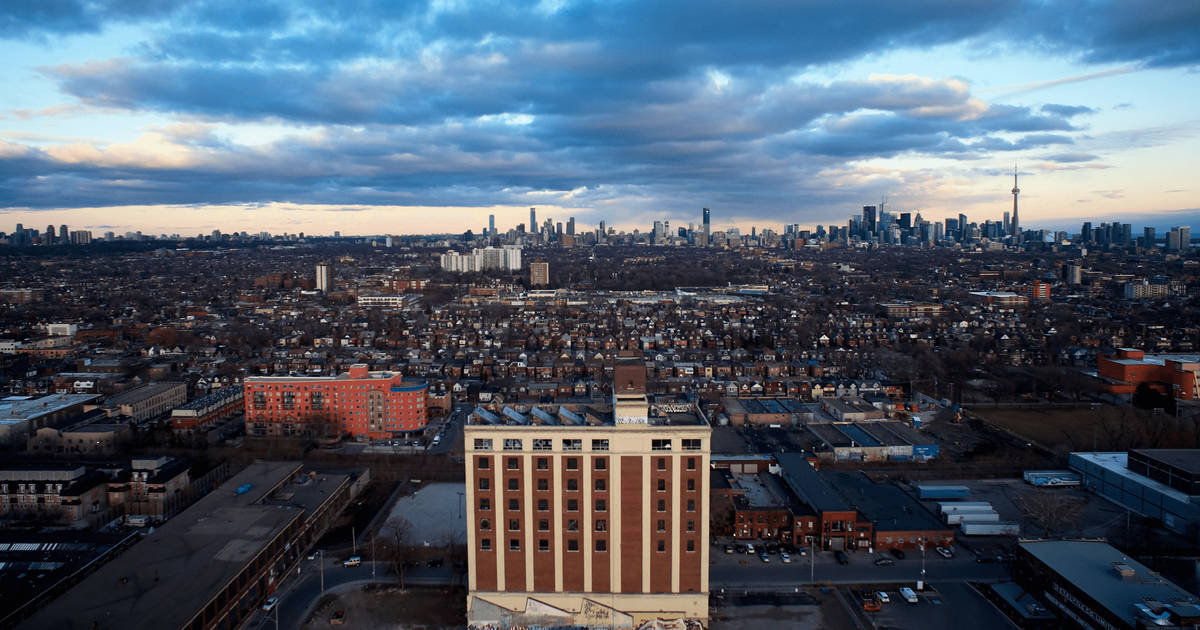 The top 33 iconic buildings in Toronto by neighbourhood