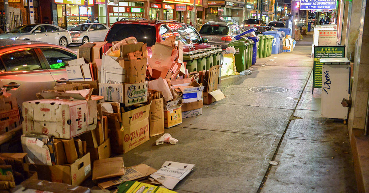 Toronto plans to clean up dirty downtown neighbourhoods