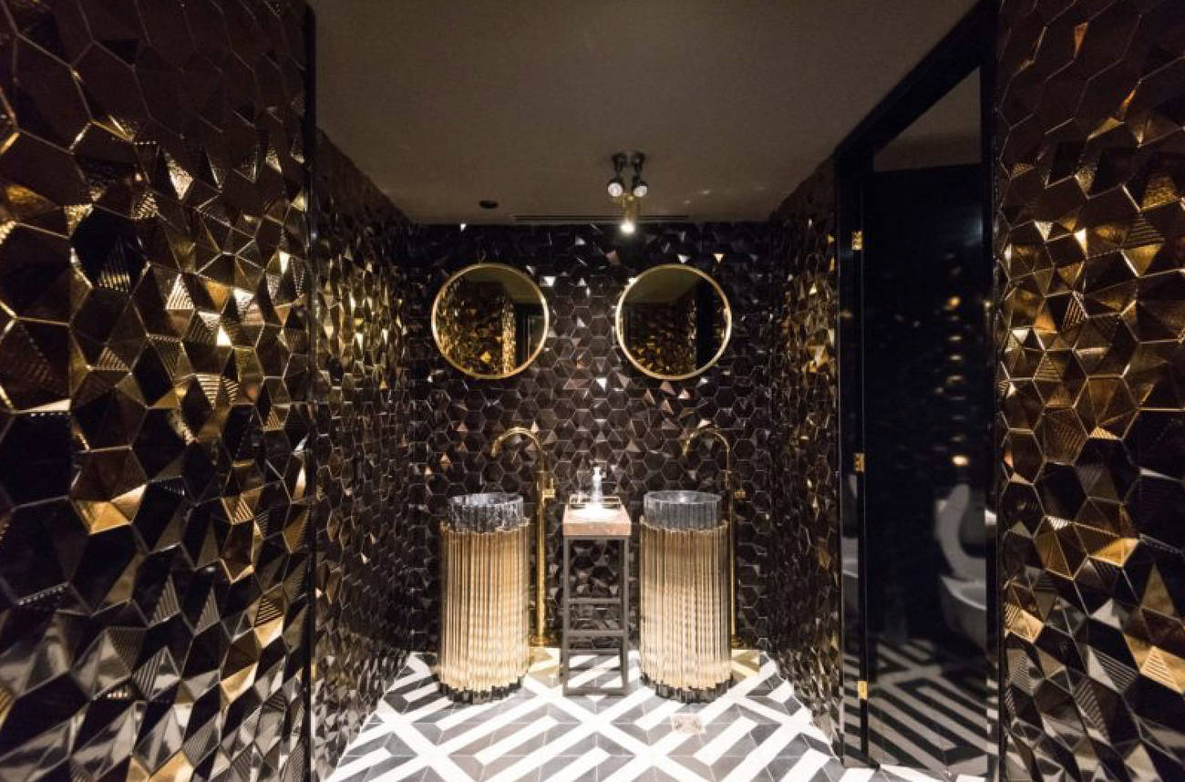 Toronto can't believe how ugly Drake's private bathroom is