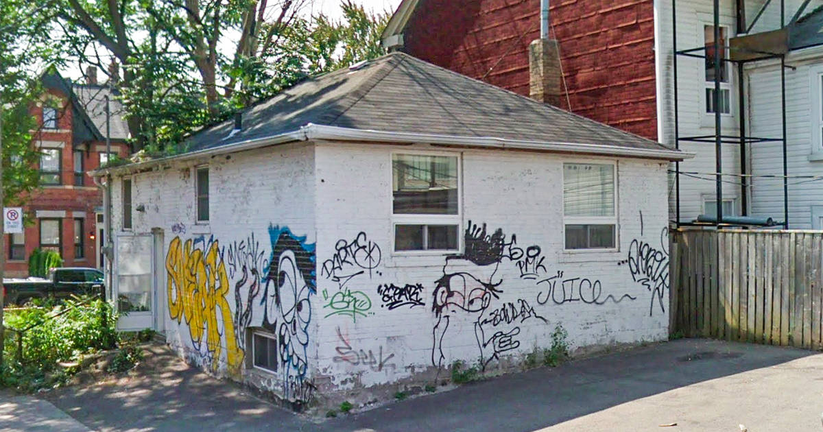 Tiny Toronto shack on sale for $2.5 million