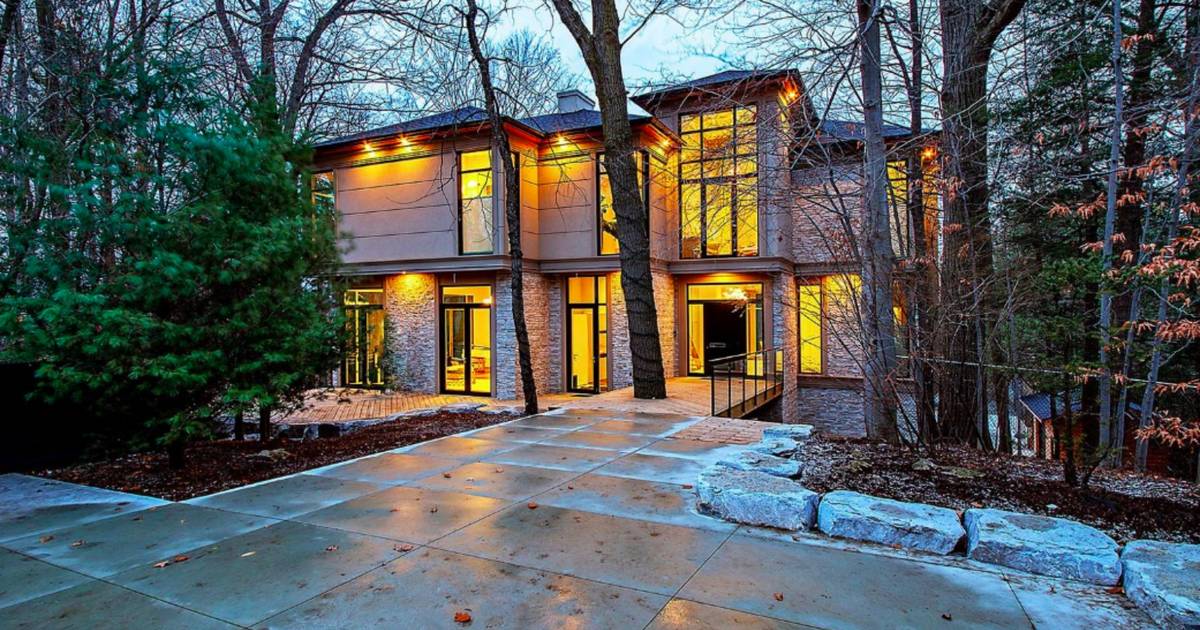 What a $10 million house looks like in Toronto vs other cities