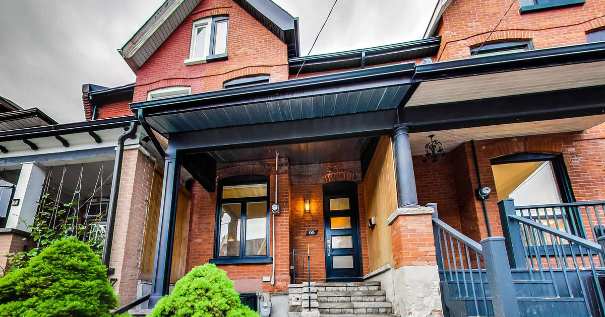 Sold! Toronto home finally goes for $1.4 million