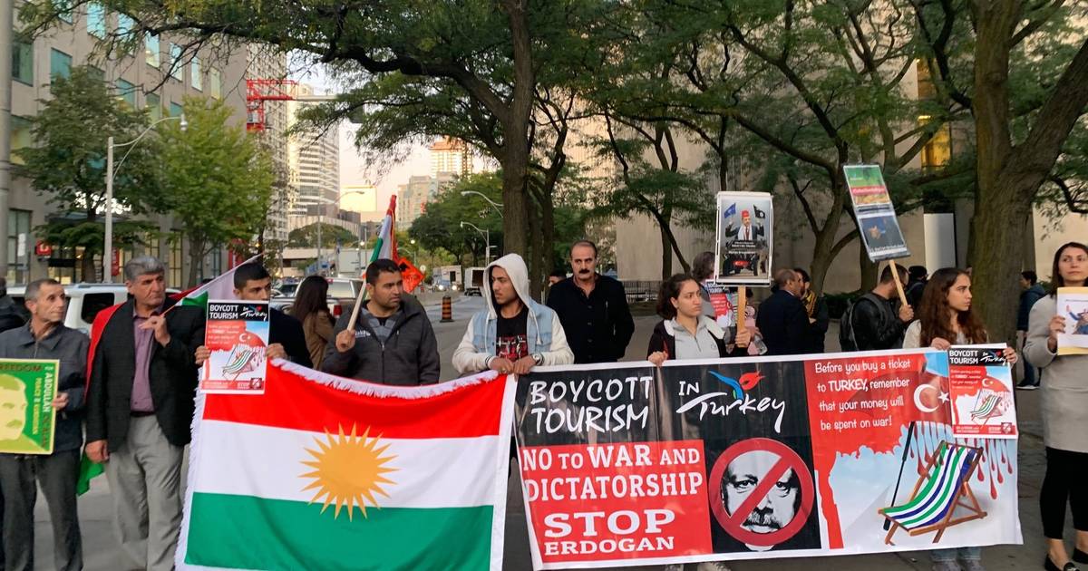 Kurds in Toronto are protesting Turkey's attack on the Syrian Defence Force