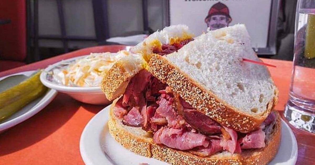 Katz's deli is closing in Toronto and people are lining up for a last bite
