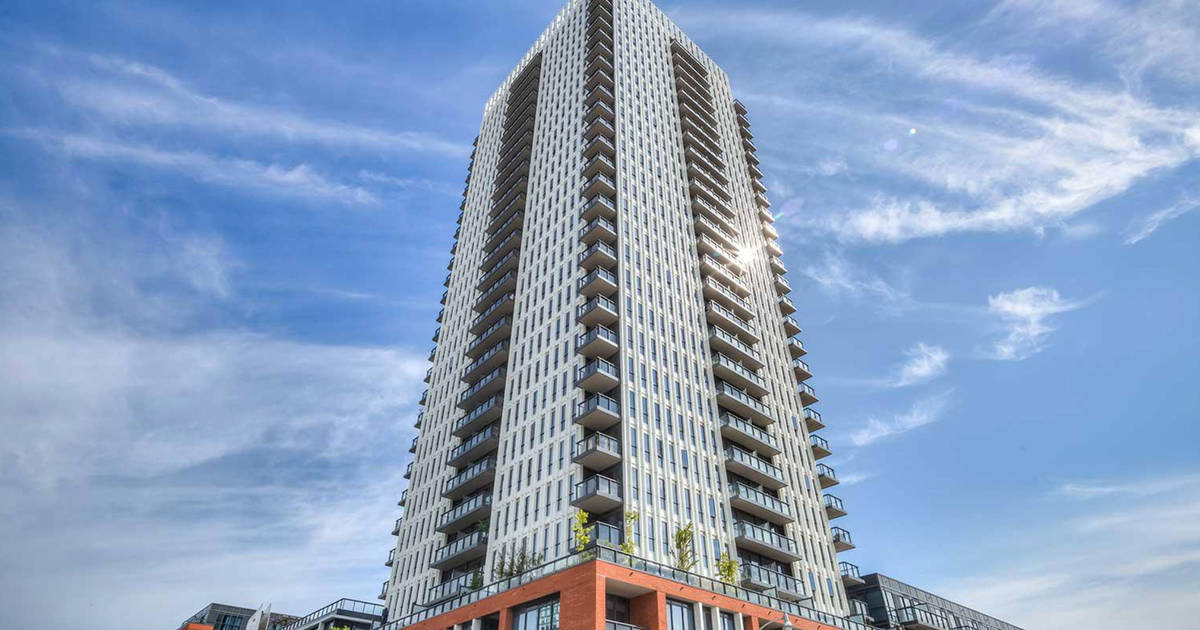 Regent Park condo sale tops $1 million for the first time ever