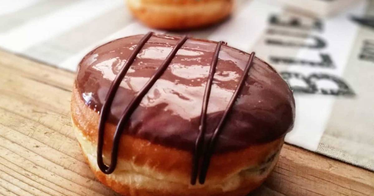 McDonald's is now serving donuts at some of their Toronto locations