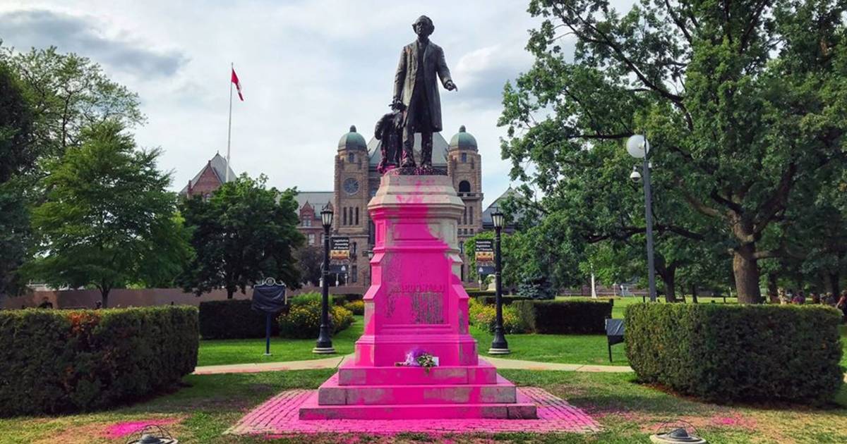 Toronto Police condemned for response to defacing of statues by Black ...