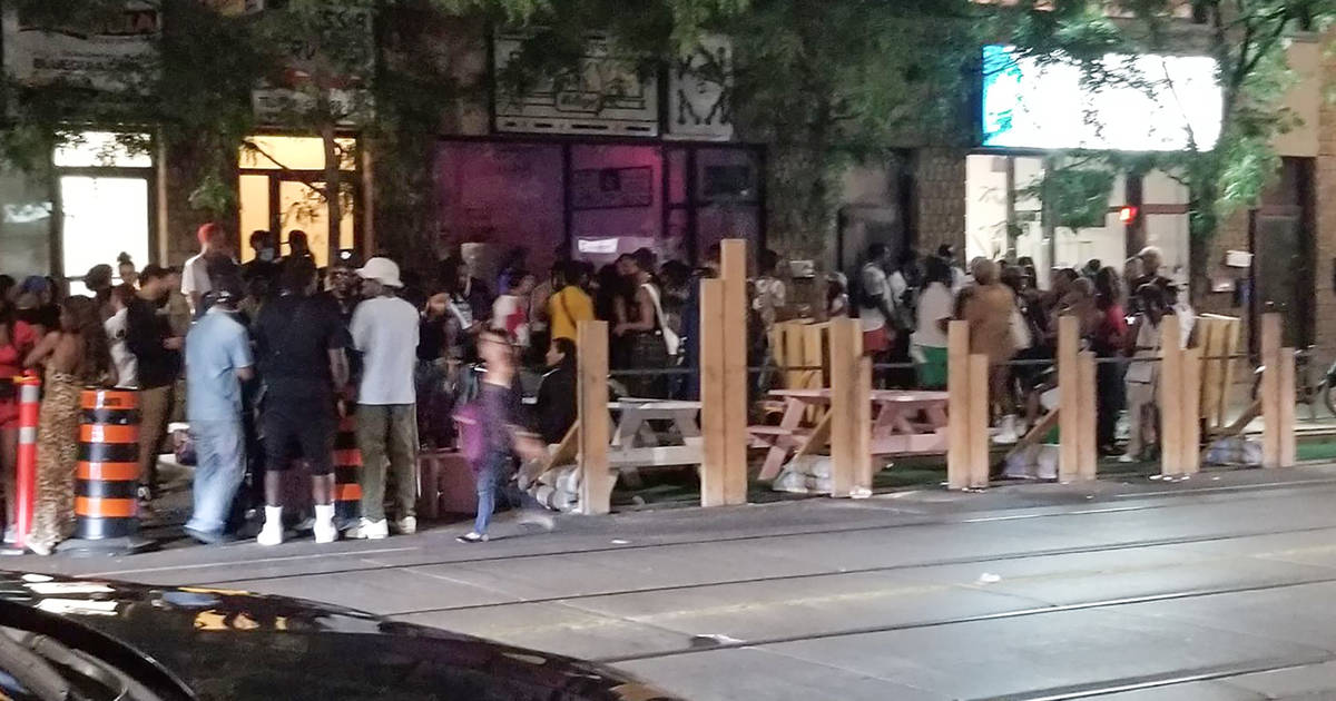 Mahjong Bar apologizes for overcrowding on patio after Toronto DJs ...