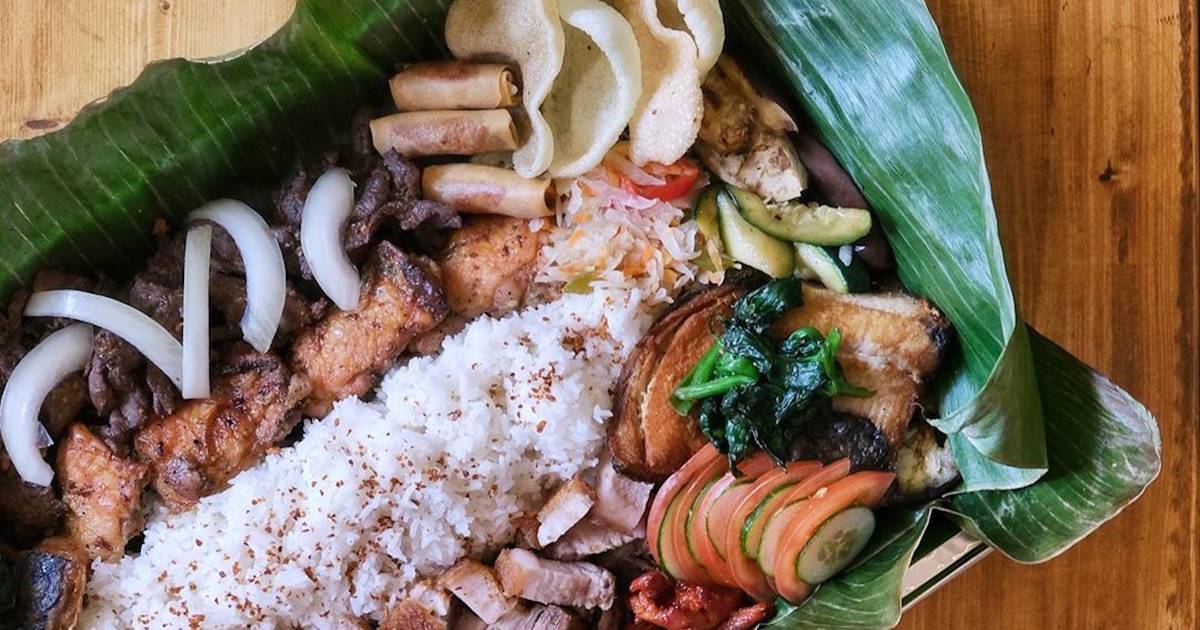 You can now get a Filipino kamayan feast delivered to your home in Toronto