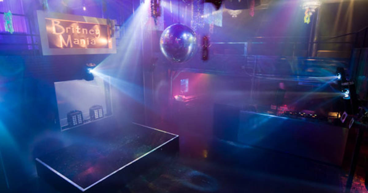 50 Essential Bars: Fly