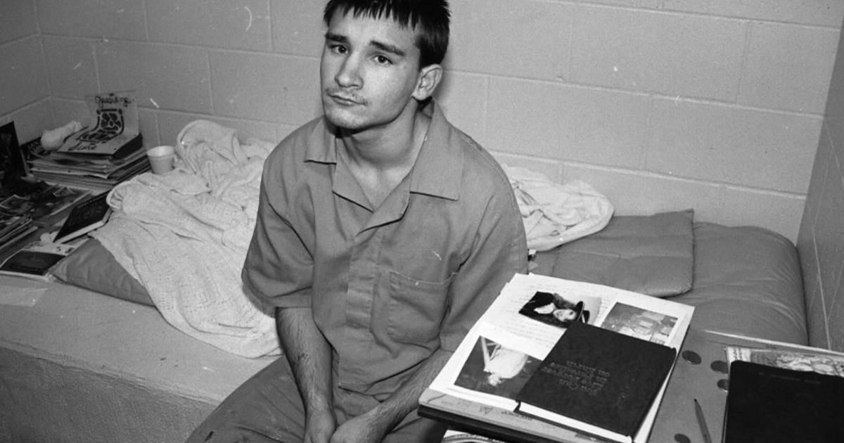 True Crime Tuesdays - PARADISE LOST: THE CHILD MURDERS AT ROBIN HOOD HILLS