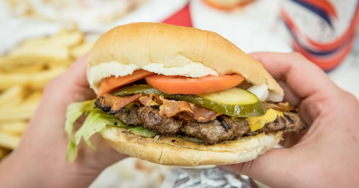 Jumbo Burgers - blogTO - Toronto