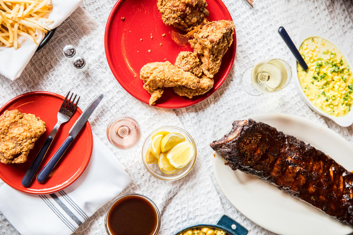 Your Guide to Game Day Grub - Lettuce Entertain You