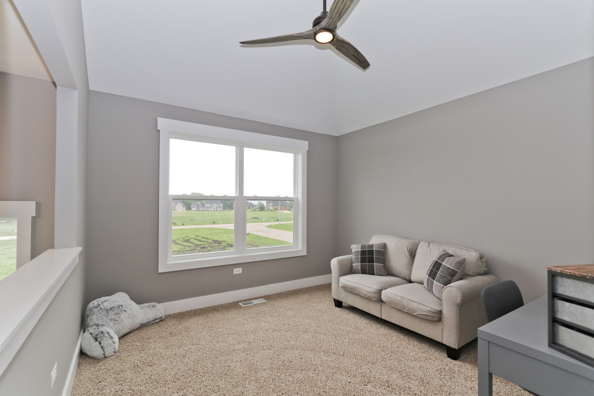 Photo Gallery | DJK Custom Homes | Office/Den Space