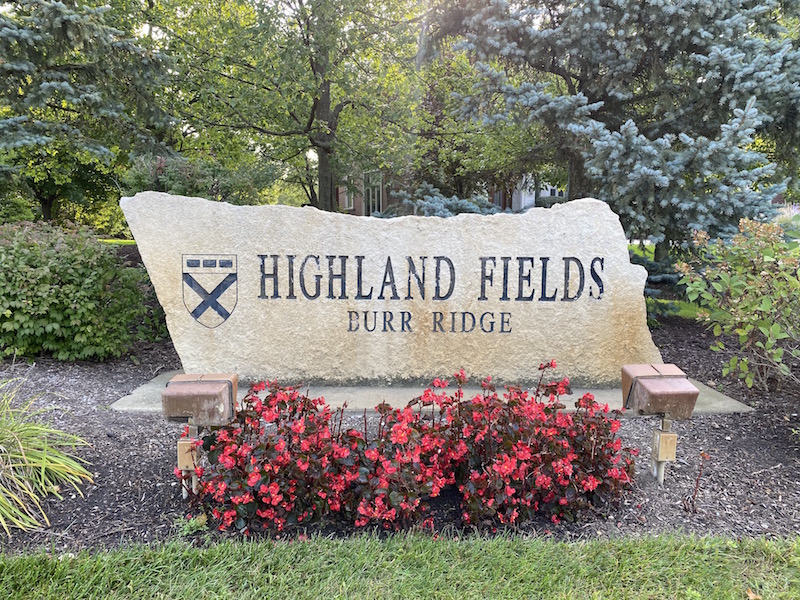 New Custom Estates Now Offered In Burr Ridge at Highland Fields
