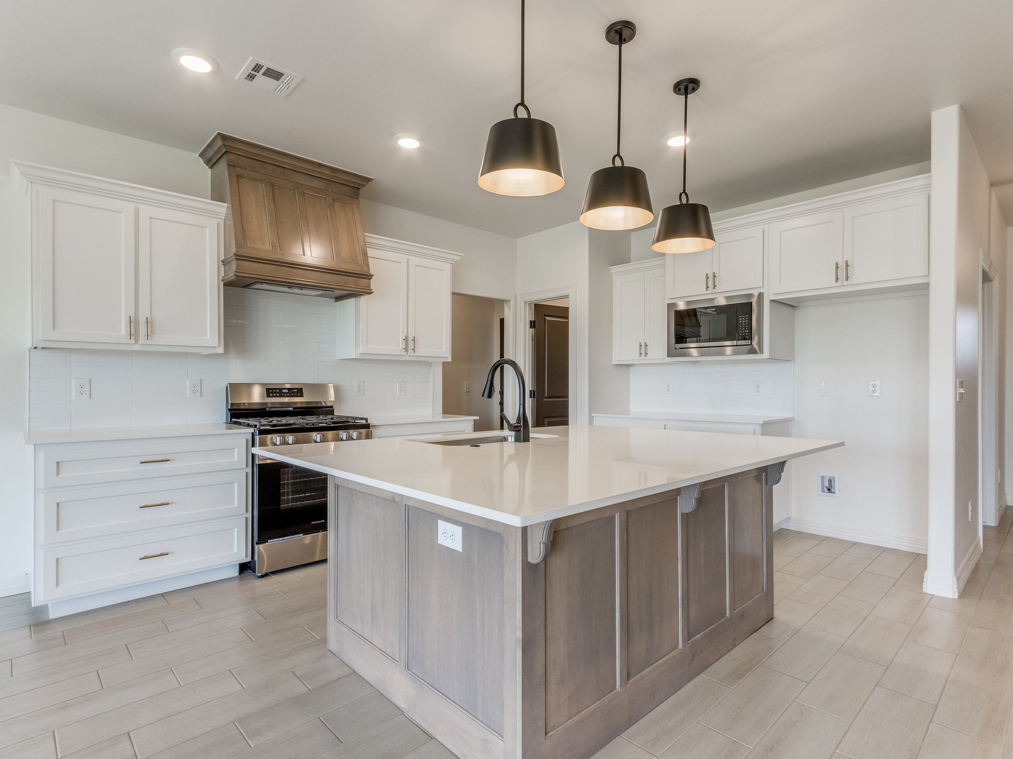Kitchens Photo Gallery | Authentic Custom Homes