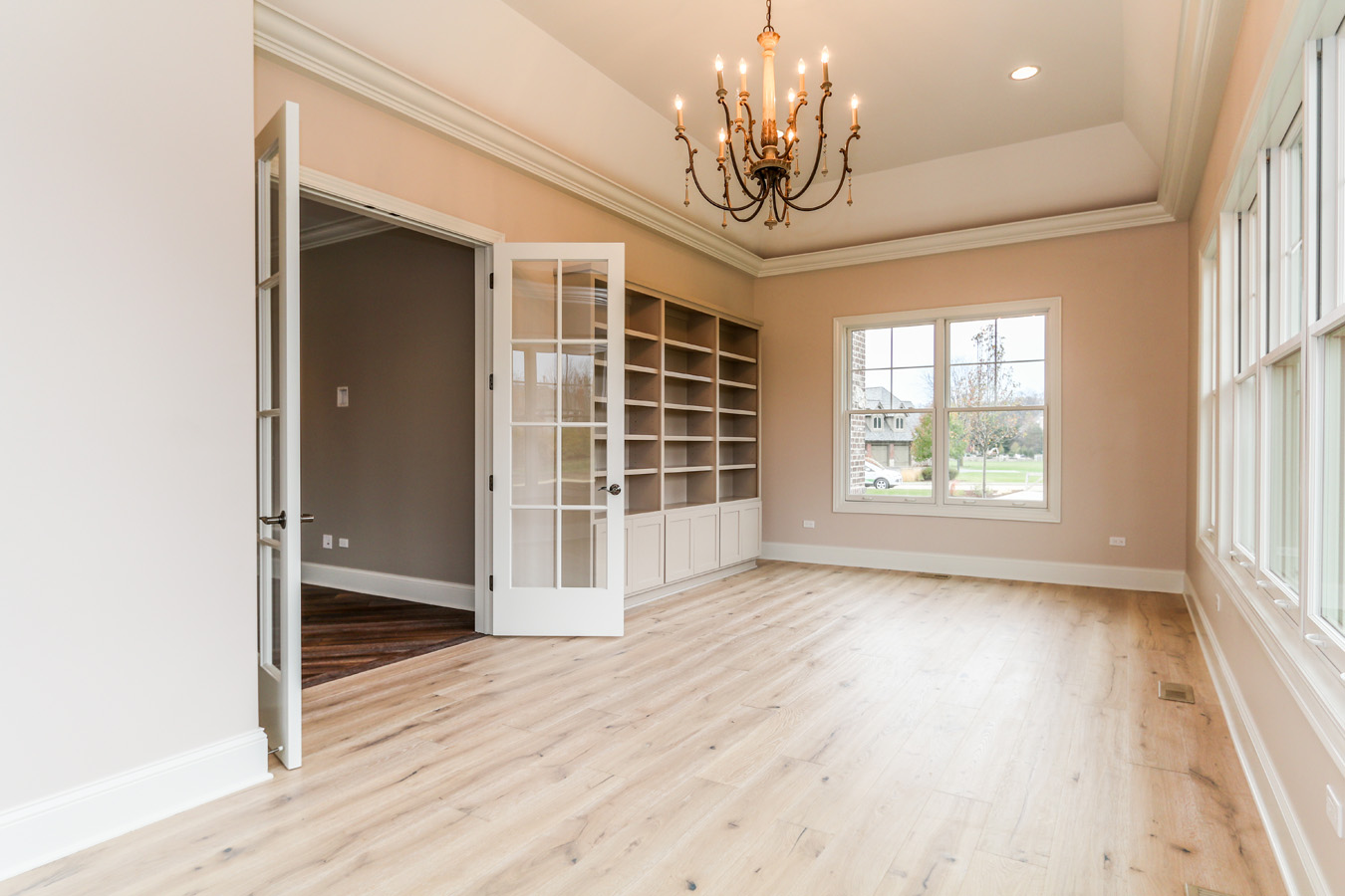Photo Gallery | DJK Custom Homes | Office/Den Space