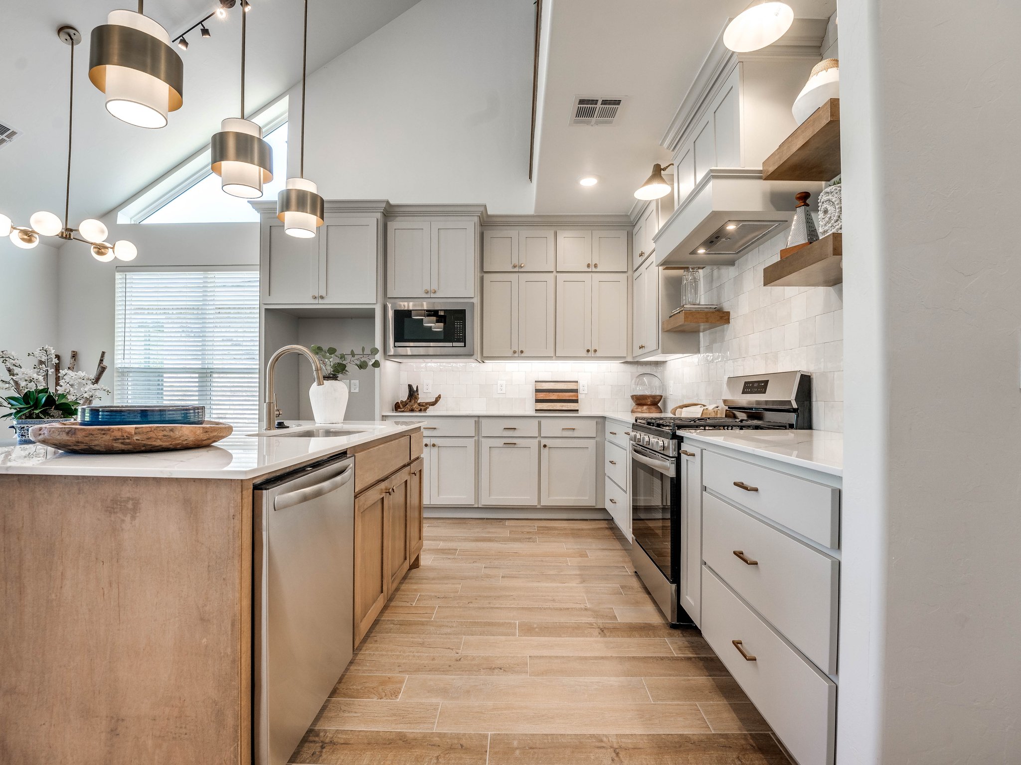 Kitchens Photo Gallery | Authentic Custom Homes