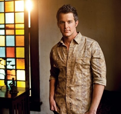 The Official Easton Corbin Website