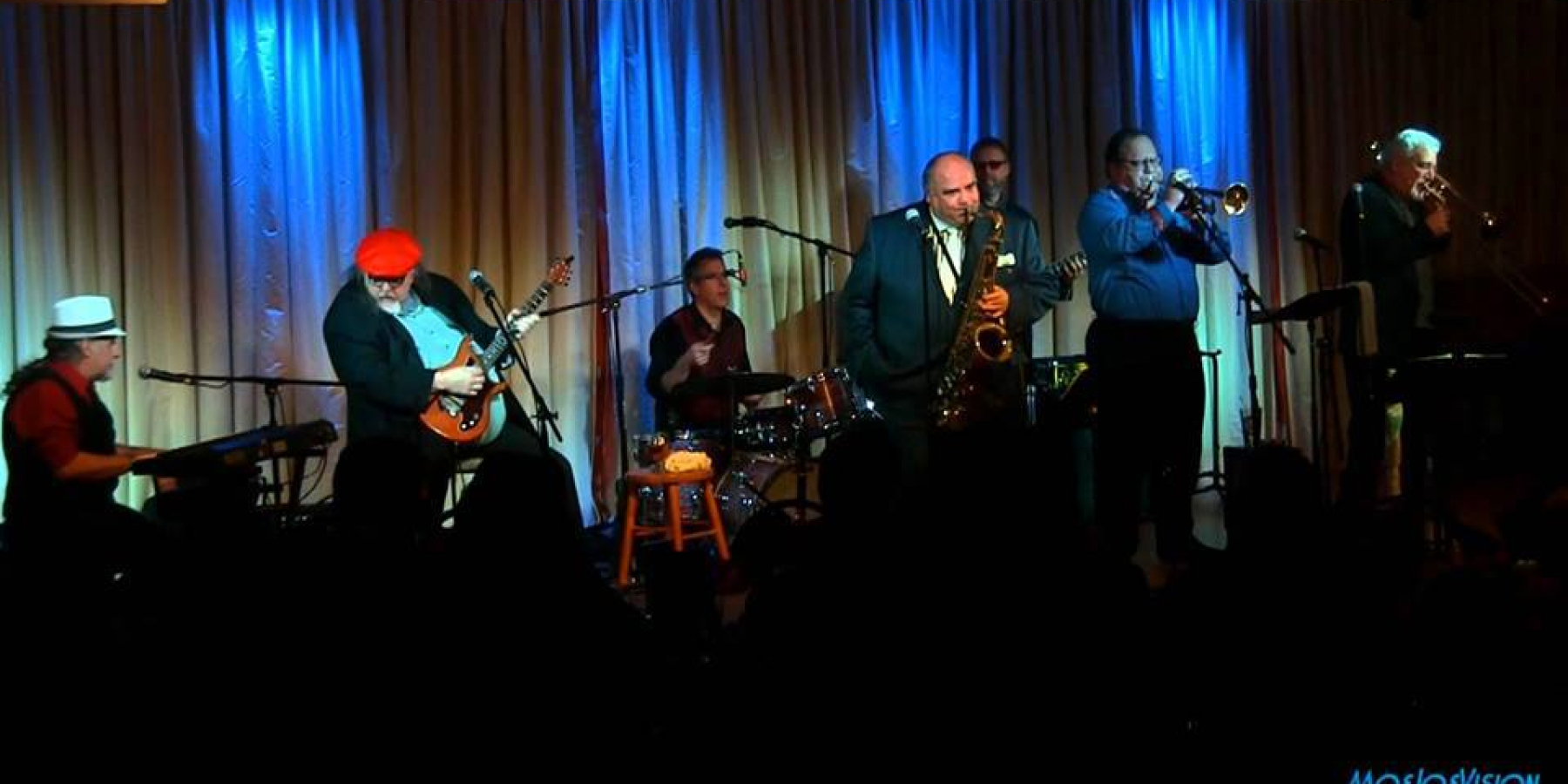 Jimmy 2 Suits Capone - Big Blues Bash