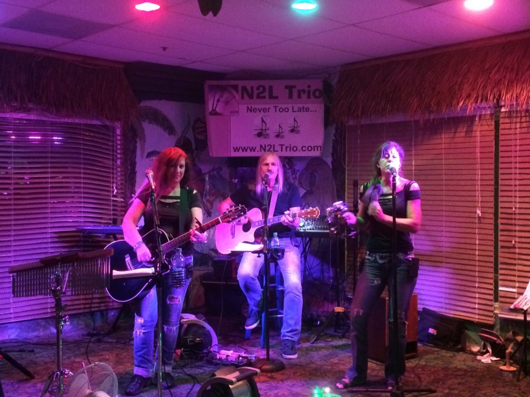 Cindy Lawless - Photos