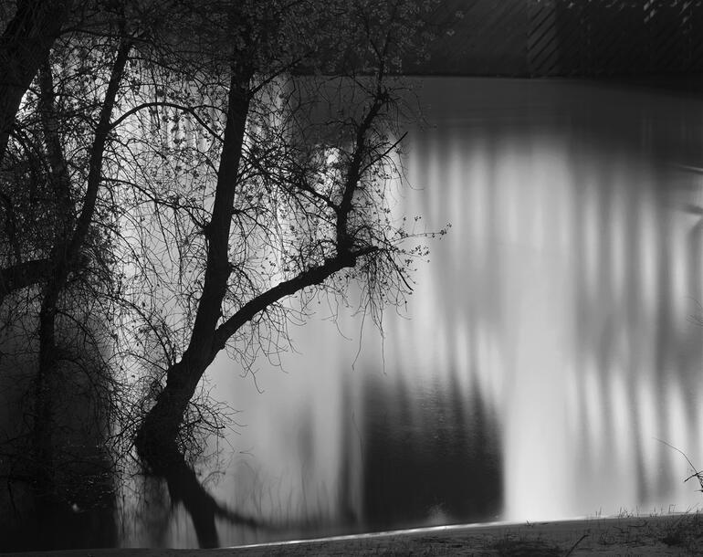 Roger Vail: In the Still of the Night | Black & White Magazine | For ...