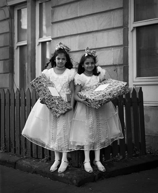 Simon Murphy: The Heart of a Community | Black & White Magazine | For ...