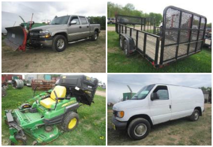 Lawn Care Equipment & Vehicles - Prairie Farm, WI