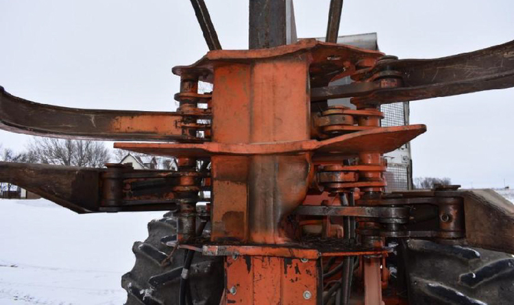 1996 Barko 775B Feller Buncher With Hot Saw Head