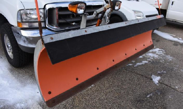 1999 Ford F-250 Pickup Truck With 8' Arctic Snow Plow