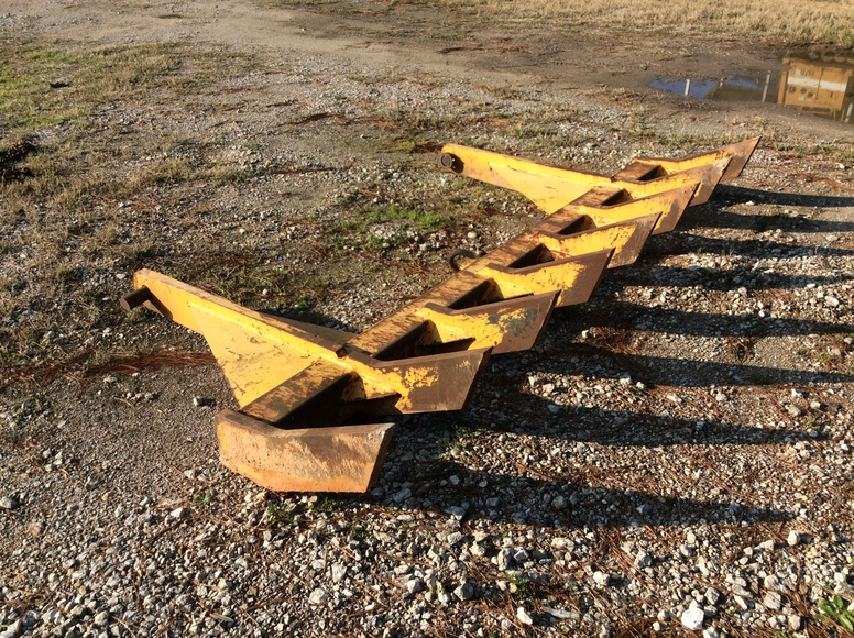 Dresser Crawler Dozer & Root Rake - Tomball, Texas