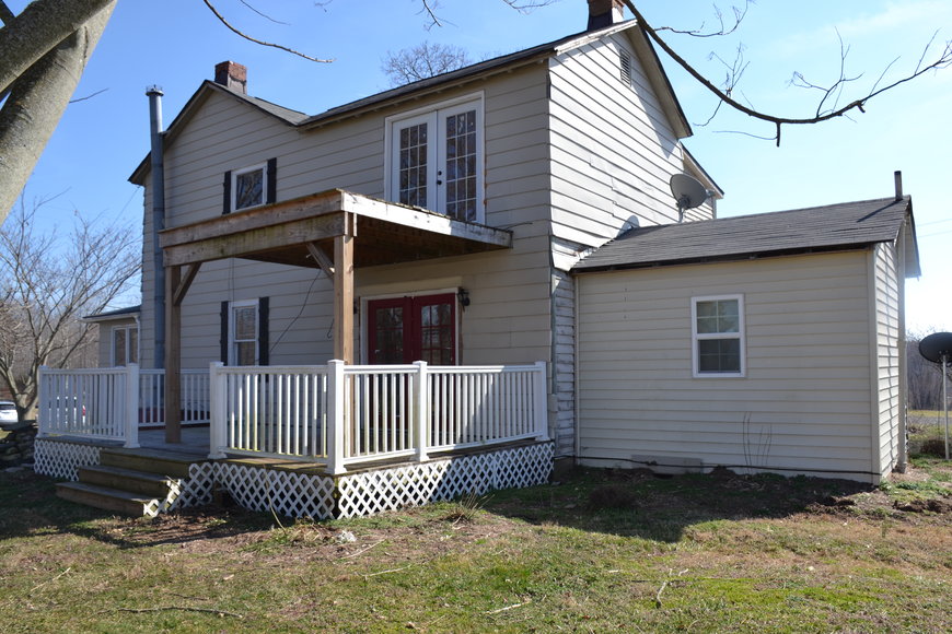 3 BR/2 BA Home w/Outbuilding on 14.5 +/- Acres on Gordon Rd. Across ...