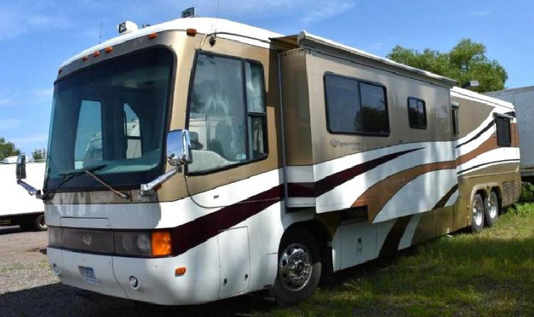 (18) Units: Motorhomes, Travel Trailers & 5th Wheels