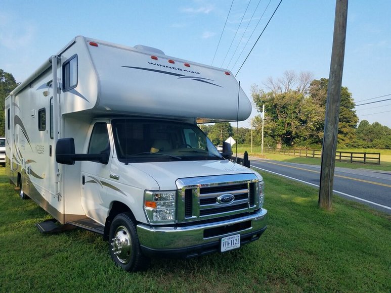 For Sale 2009 Winnebago Access Asking Only 42 000 for-sale-2009-winnebago-access-asking-only-42-000